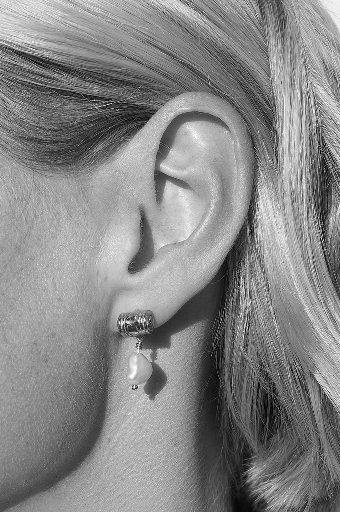 Mini Spirals With Pearls - Gold – C&V Jewellery